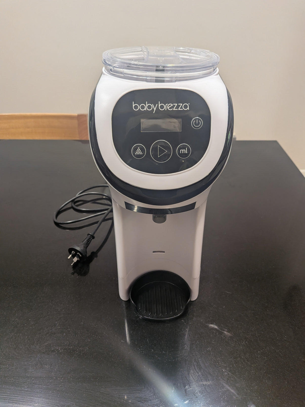 Baby Brezza Formula Pro Mini with Riser – Burnside Baby Hire